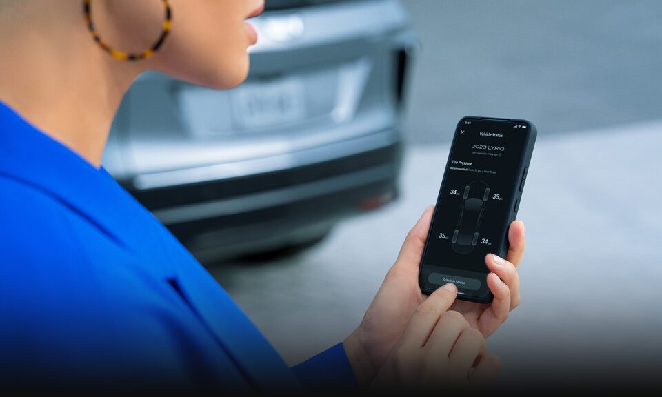 Cadillac Technology: Infotainment, Super Cruise, & More