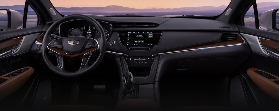 2025 XT5 | Vehicle Features | Cadillac