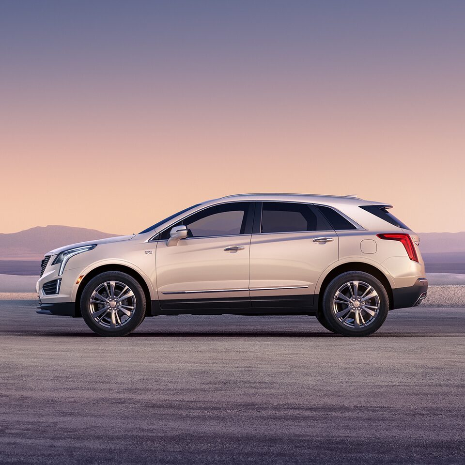 2025 XT5 | Luxury Mid-Size SUV | Cadillac