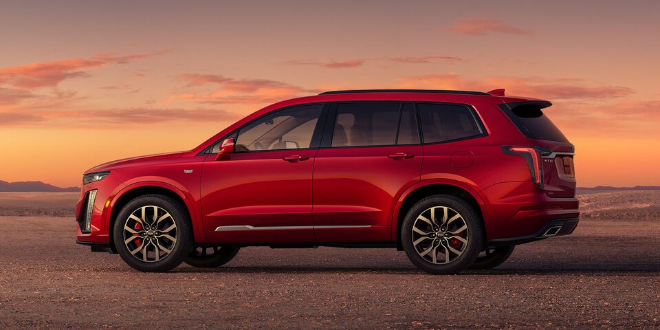 2025 XT6 | Luxury 3-Row SUV | Cadillac