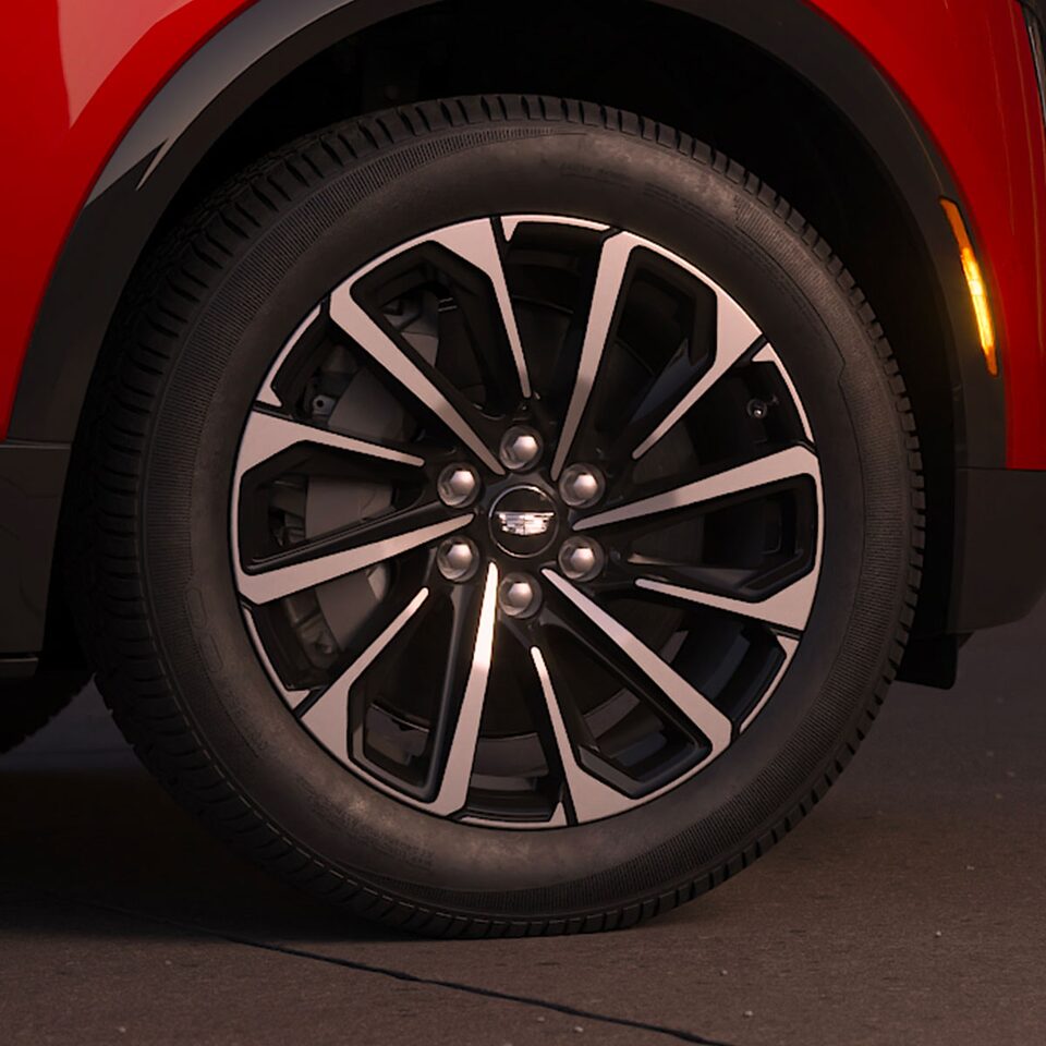 2025 LYRIQ | Vehicle Features | Cadillac