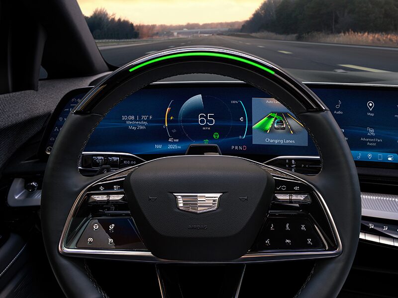 2025 OPTIQ | Vehicle Features | Cadillac