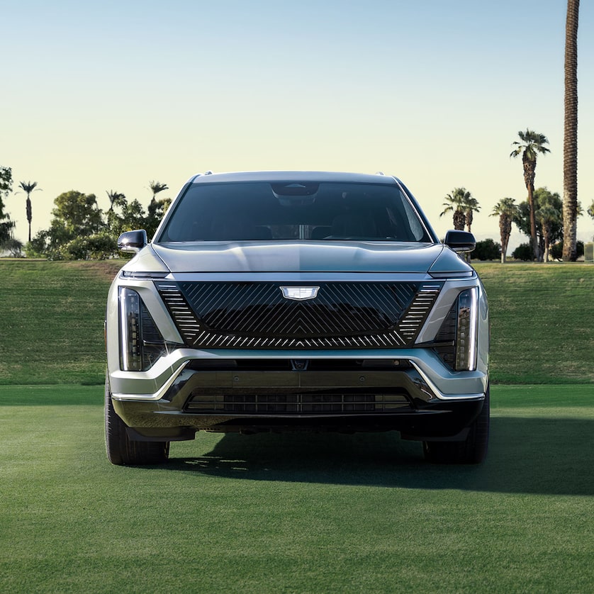 2027 VISTIQ AWD EV | Vehicle Gallery | Cadillac