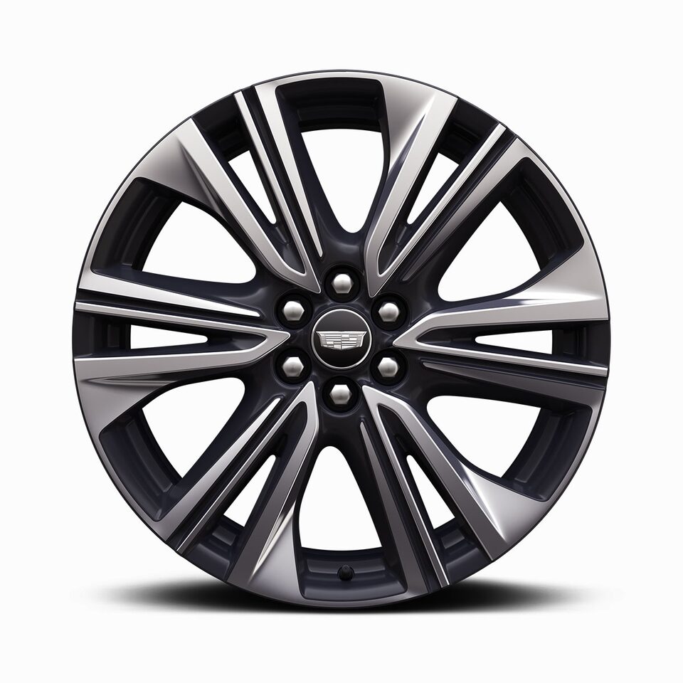 2025 OPTIQ | Vehicle Features | Cadillac