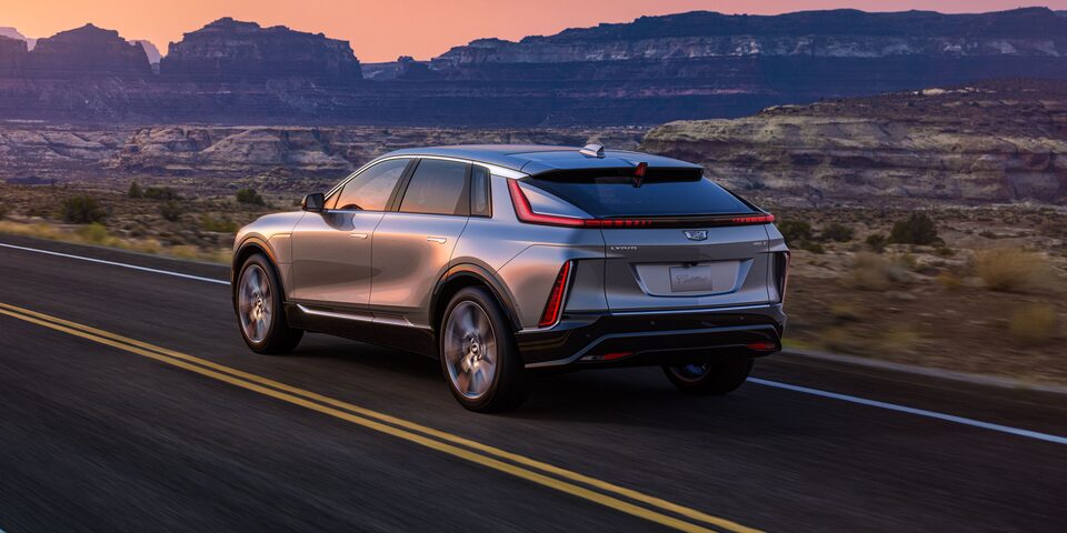 Features Overview | 2024 Cadillac LYRIQ Electric SUV