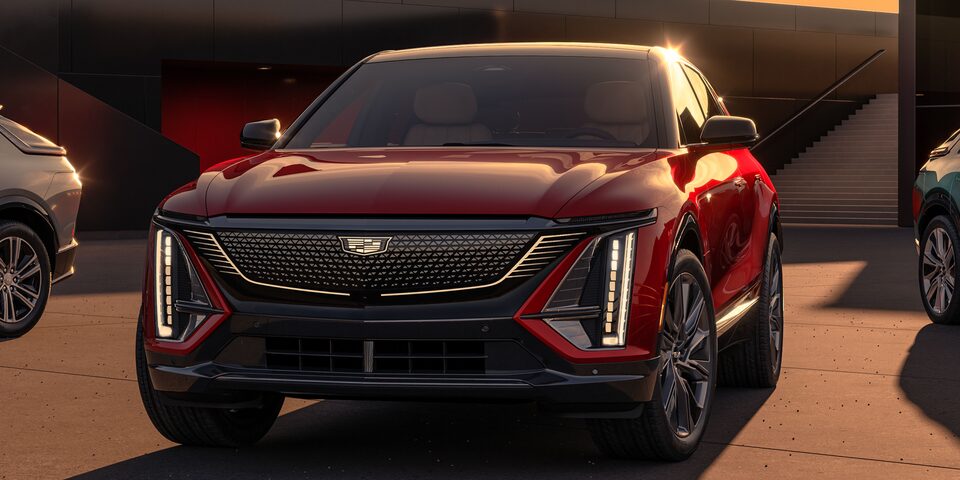 Features Overview | 2024 Cadillac LYRIQ Electric SUV