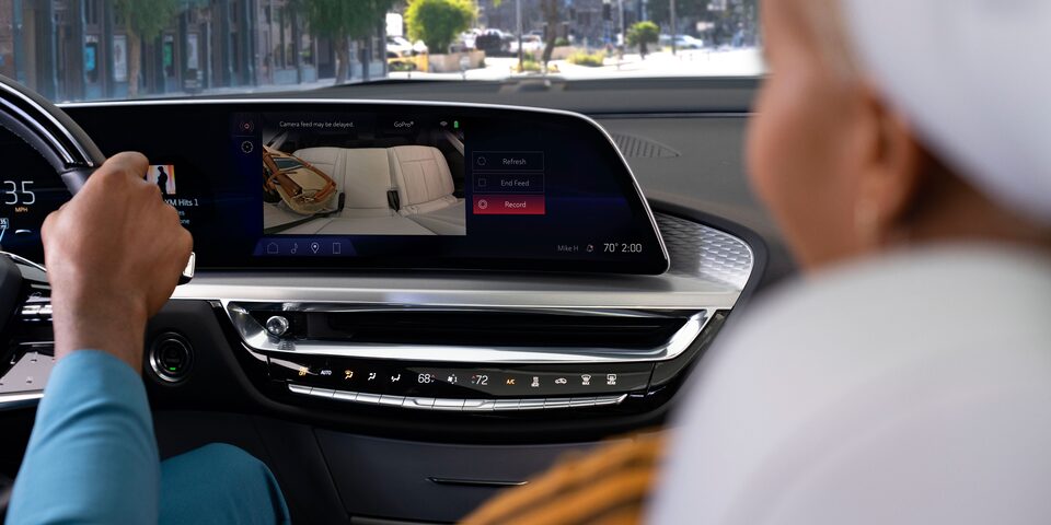 Features Overview | 2024 Cadillac LYRIQ Electric SUV